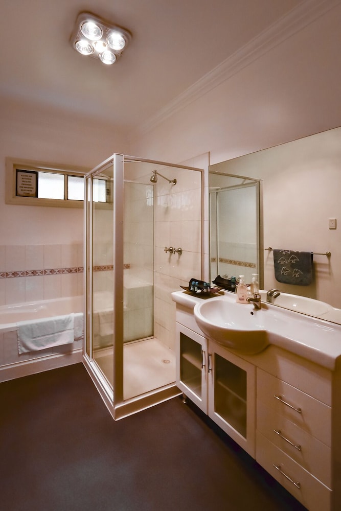 Lake Tyrrell Accommodation LTA: AU$163 Deals & Reviews (Sea Lake, AUS ...