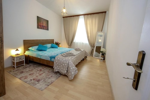 Planet ŠIbenik - City Center | Private Parking - Šibenik