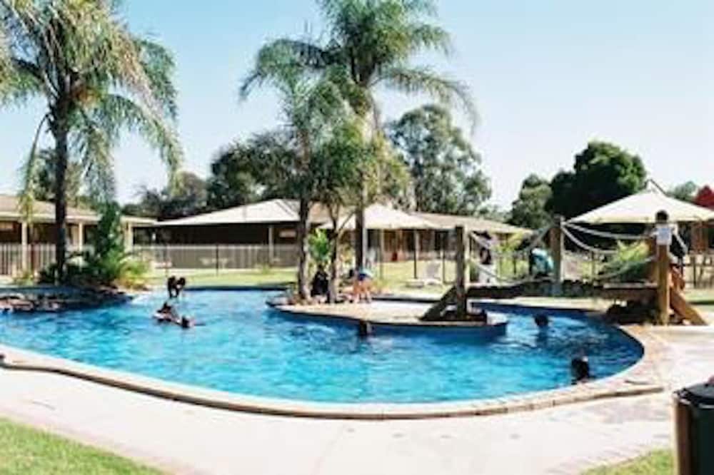 Cobram Barooga Golf Resort: AU$132 Deals & Reviews (Barooga, AUS) | Wotif