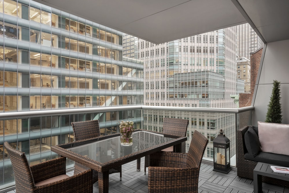 The Gotham Hotel, New York: $215 Room Prices & Reviews | Travelocity