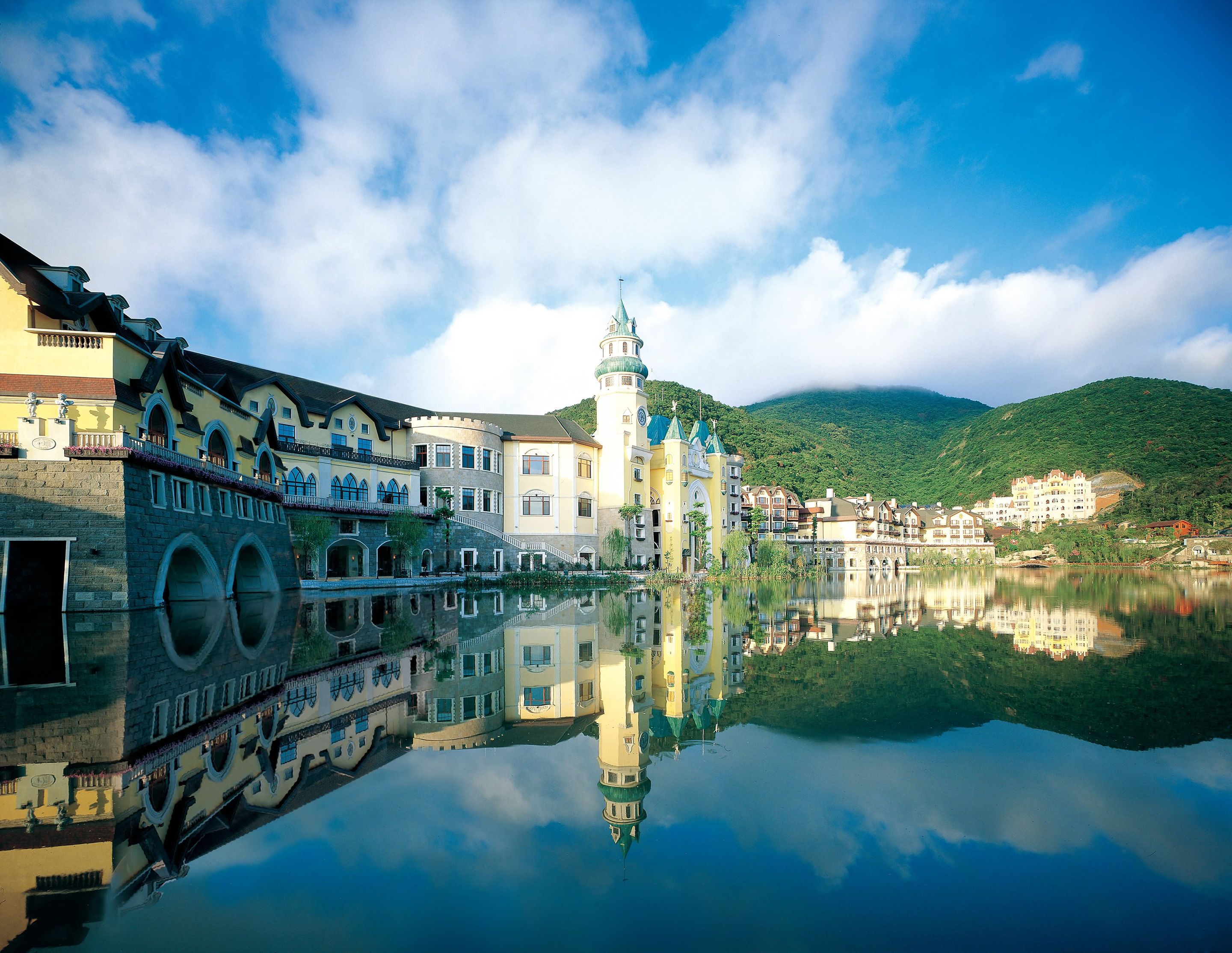 The Interlaken OCT Hotel Shenzhen in Shenzhen | Expedia