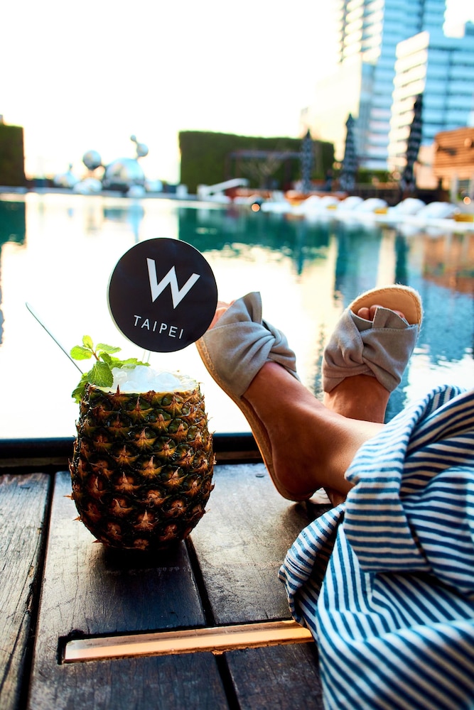 W Taipei, Taipei: $211 Room Prices & Reviews | Travelocity