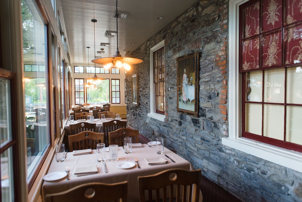 Logan Inn, New Hope: Room Prices & Reviews | Travelocity