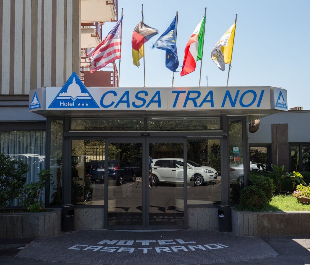 Hotel Casa Tra Noi in Rome | Best Rates & Deals on Orbitz