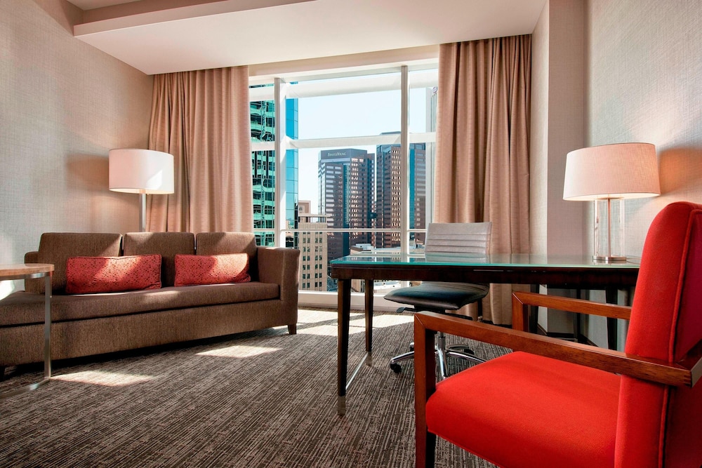 The Westin Phoenix Downtown in Phoenix | Best Rates & Deals on Orbitz