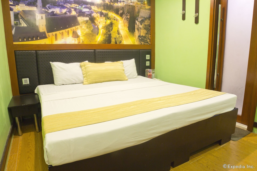 Eurotel Makati in Manila | Best Rates & Deals on Orbitz