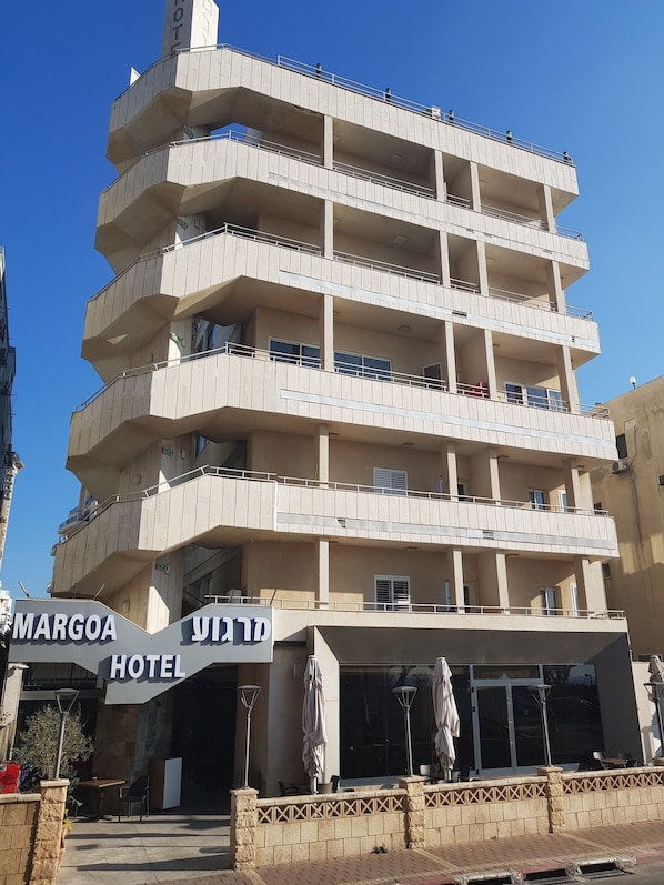 Book Margoa Hotel Netanya in Netanya | Hotels.com