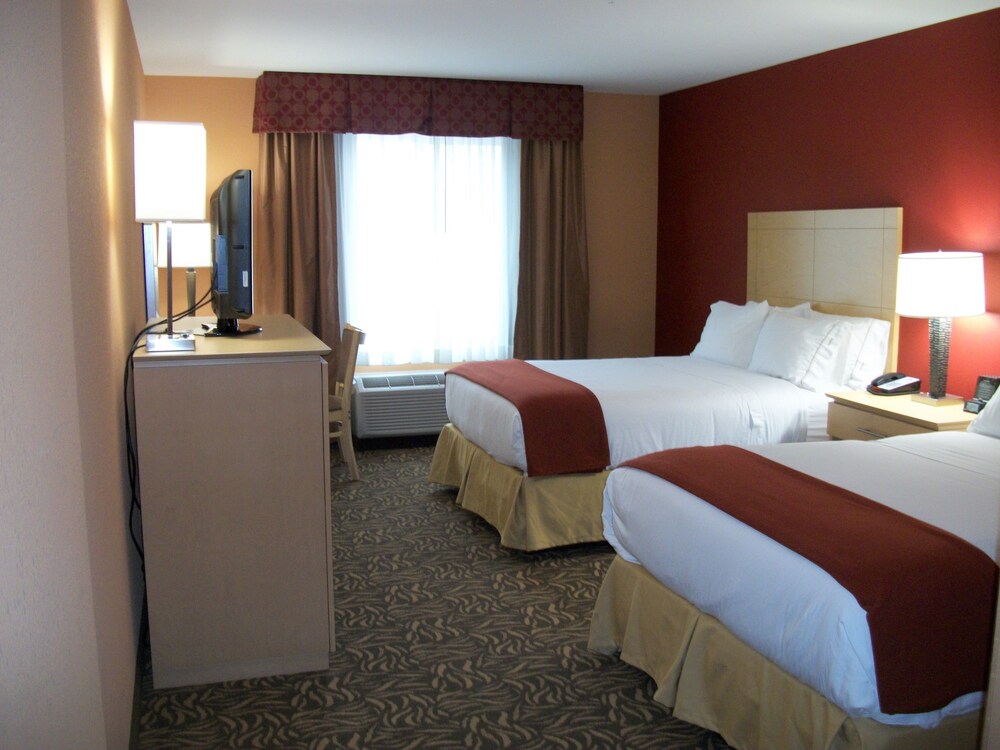 Holiday Inn Express Cortland, an IHG Hotel in Cortland | Best Rates ...