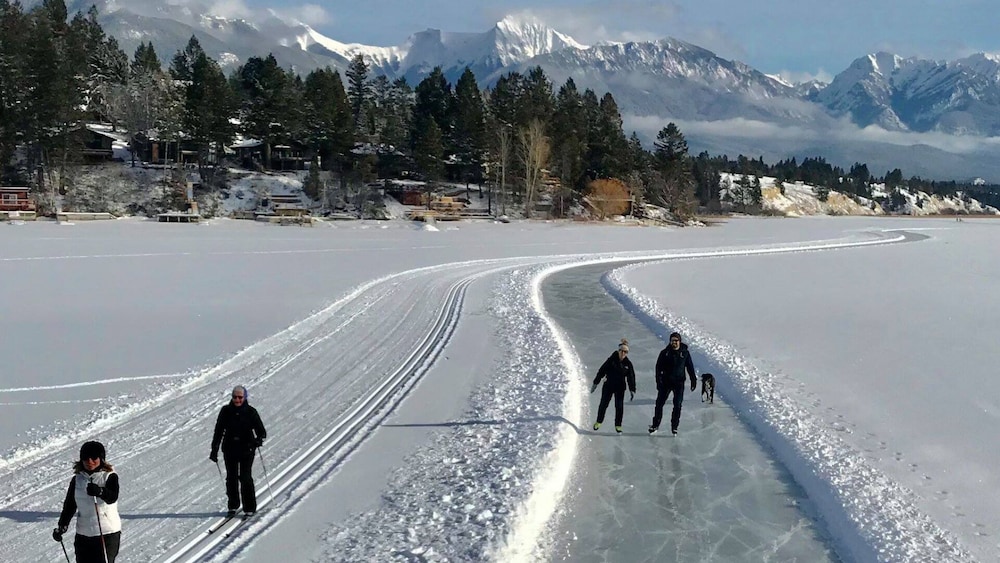 Copper Point Resort in Invermere | Best Rates & Deals on Orbitz