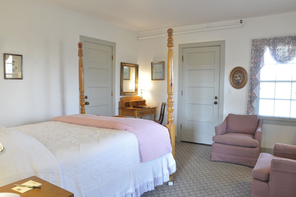 The First Colony Inn in Nags Head | Best Rates & Deals on Orbitz