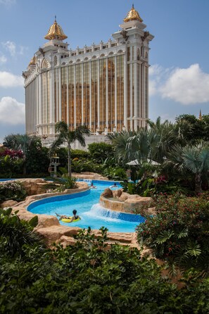 Book Galaxy Hotel in Cotai | Hotels.com