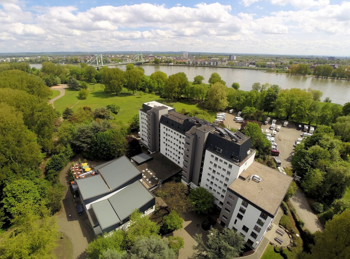 DJH City-Hostel Köln-Riehl in Cologne, Germany | Expedia