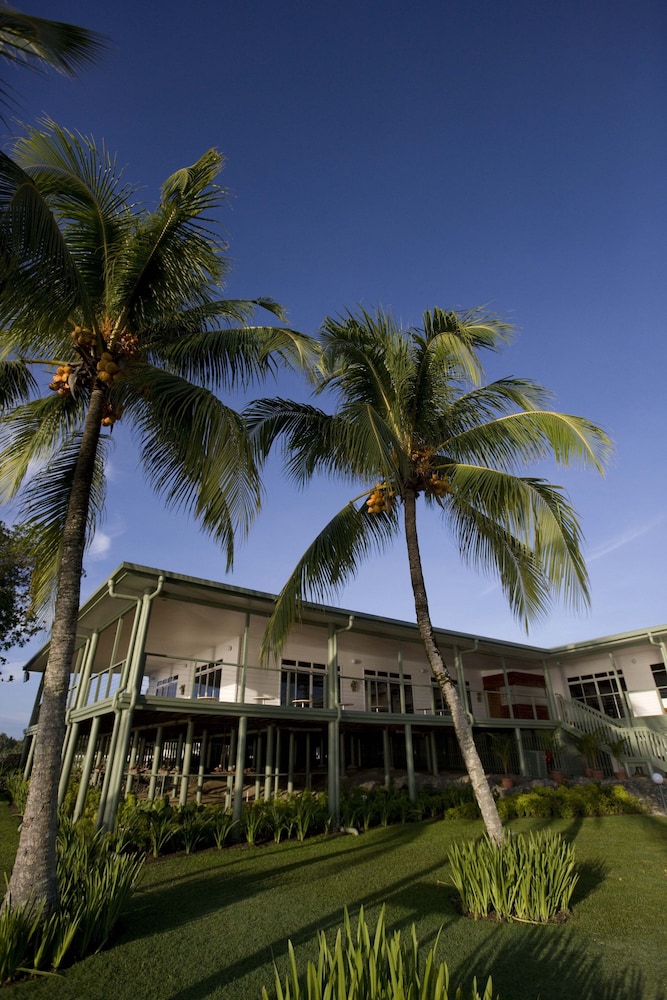 Madang Lodge Hotel in Madang | Best Rates & Deals on Orbitz