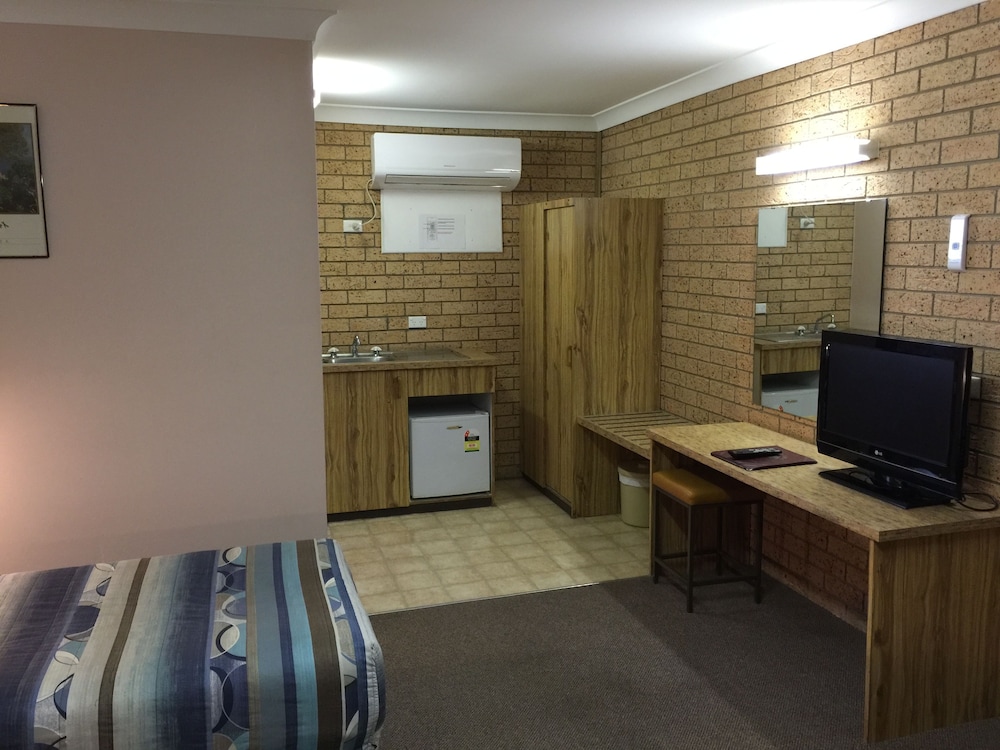 Three Ways Motel: AU$77 Deals & Reviews (Gilgandra, AUS) | Wotif