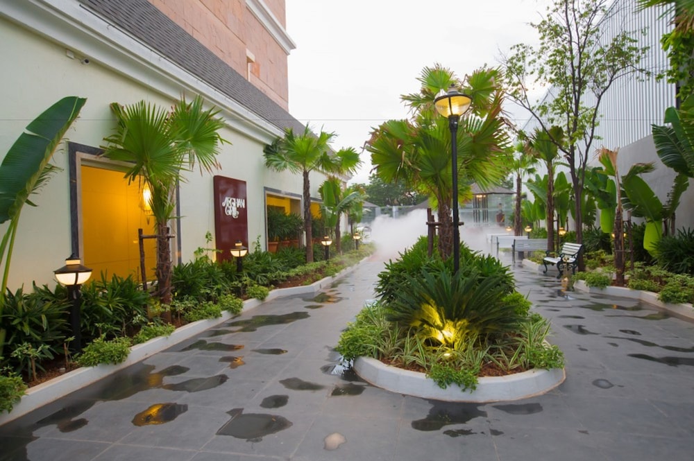 The Residency Towers Coimbatore in Coimbatore | Best Rates & Deals on ...