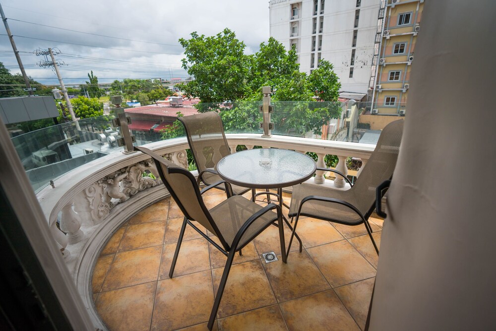 ABC Hotel in Angeles City | Best Rates & Deals on Orbitz