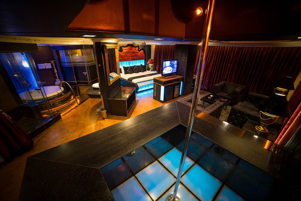 ABC Hotel in Angeles City | Best Rates & Deals on Orbitz