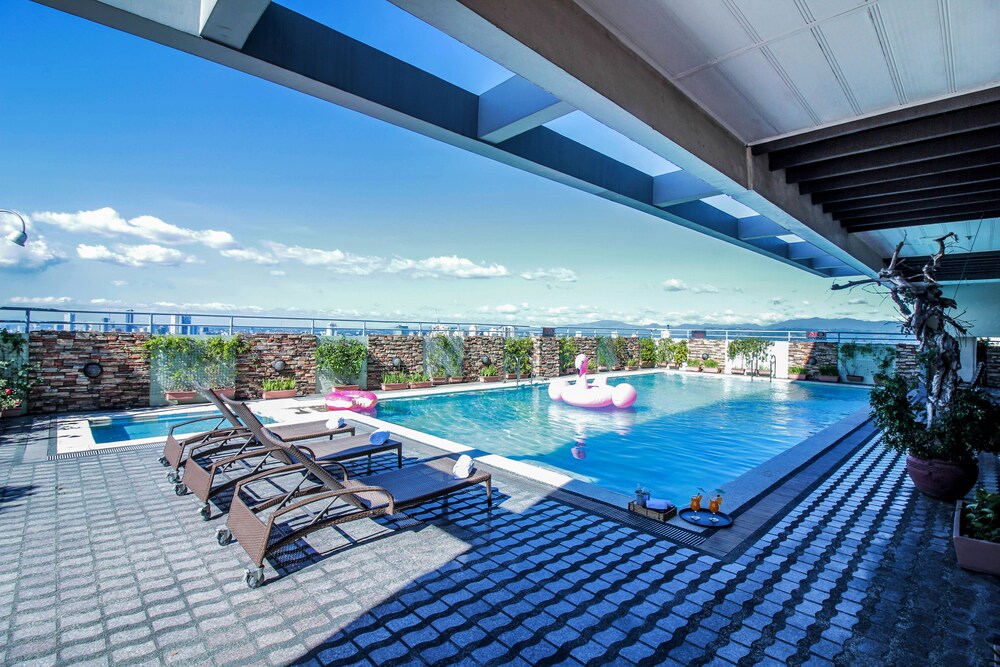 Greenhills Elan Hotel Modern in Manila | Best Rates & Deals on Orbitz