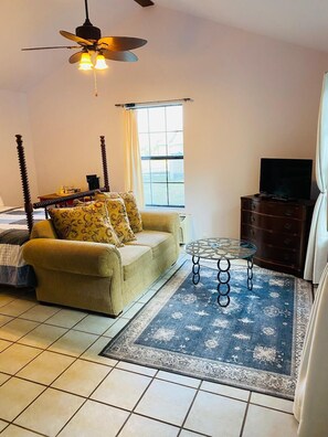 The Crossroads Inn in , | Expedia