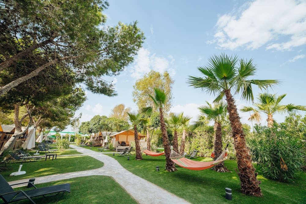 Alannia Guardamar Resort in Guardamar del Segura | Best Rates & Deals ...