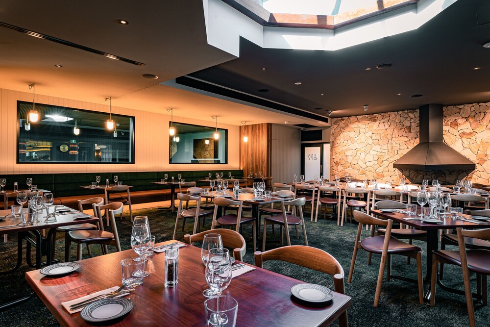 Marion Hotel Deals & Reviews (Adelaide, AUS) | Wotif