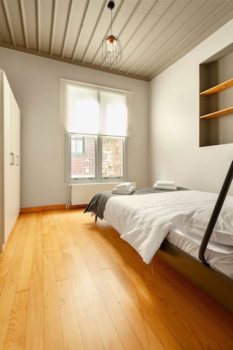 Beautifully Renovated House W 3 B-rooms @ Cihangir - İstanbul