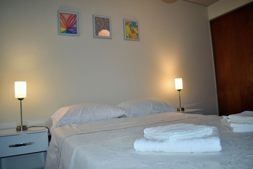 Departamento Microcentro De Mendoza Opción Cochera - Mendoza