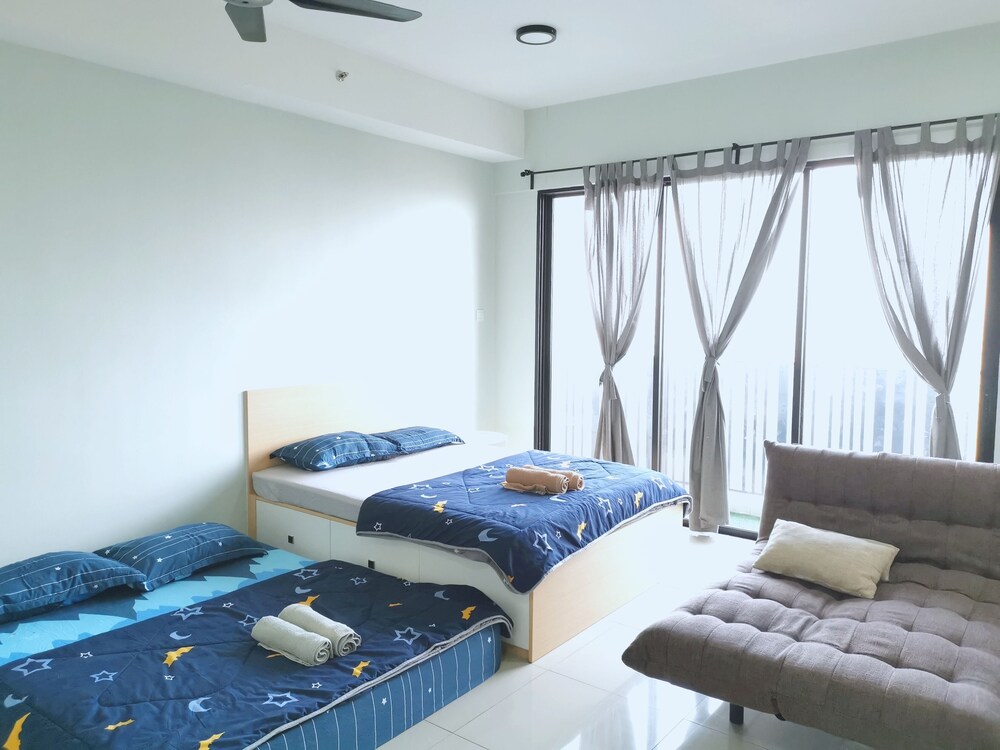 studio by utopia guest house - Shah Alam | Vrbo