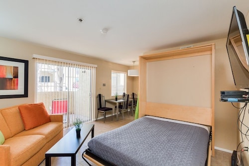 Springs 123 - Fully Furnished Studio Condo - Sun City