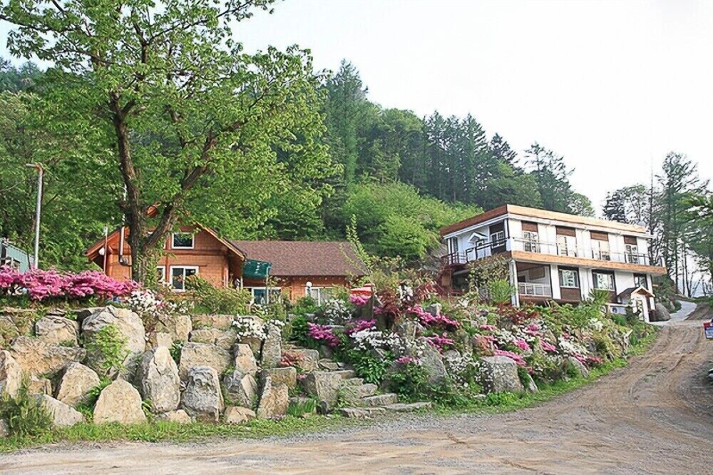 Caeun Pension Reviews, Deals & Photos 2026 - vrbo.com