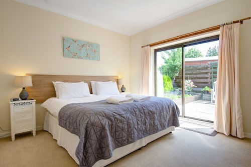 Auld Manse Apartment - Perth