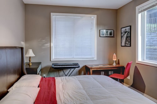 Luxury Retreat Experience - Medford, OR