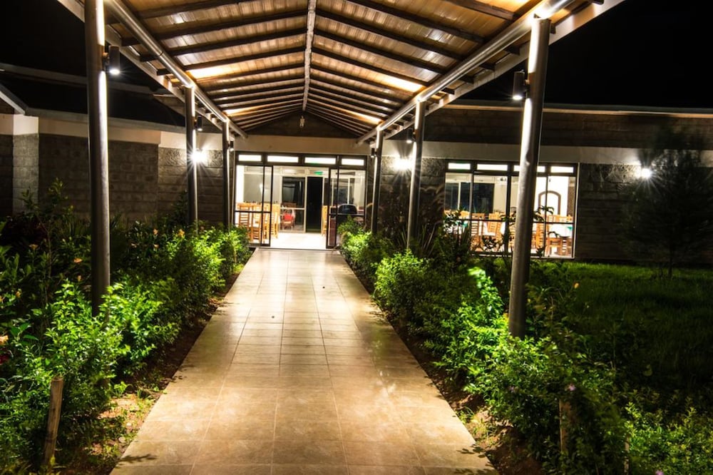 Stoni Athi Resort: Deals & Reviews (Athi River, KEN) | Wotif