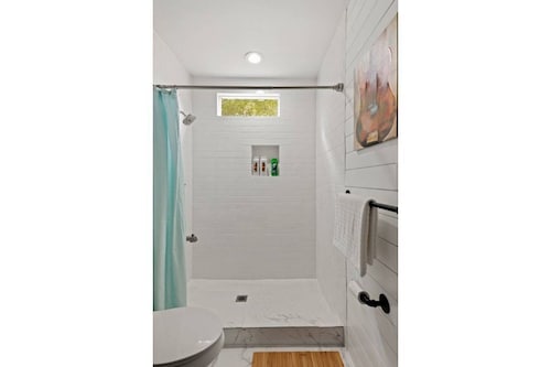 Tiny House, Big Personality W/ Hot Tub - Austin, TX