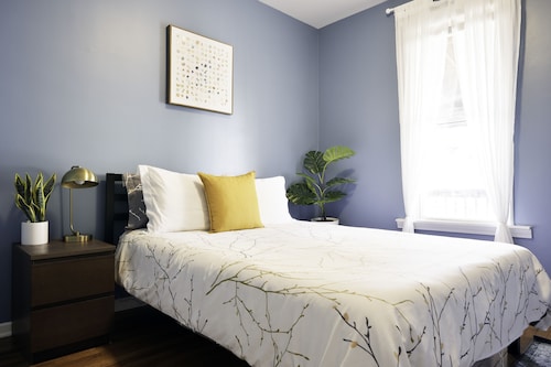 ❤️ Lowest Rates! Fun & Stylish 3br In Logan Square - Andersonville - Chicago