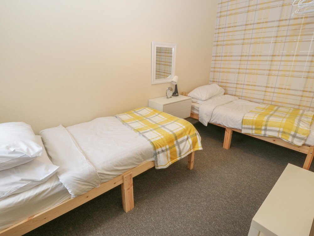 HAZELMERE COTTAGE, pet friendly, with a garden in Creswell - Elmton | Vrbo