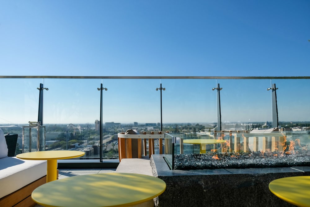The Viv Hotel, Anaheim, a Tribute Portfolio Hotel in Anaheim | Cheap ...