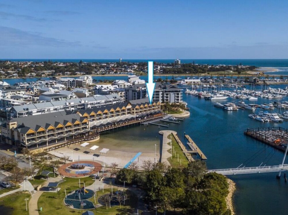 Awesome Views Mandurah Dolphin Quay Apartment - Perth | Stayz