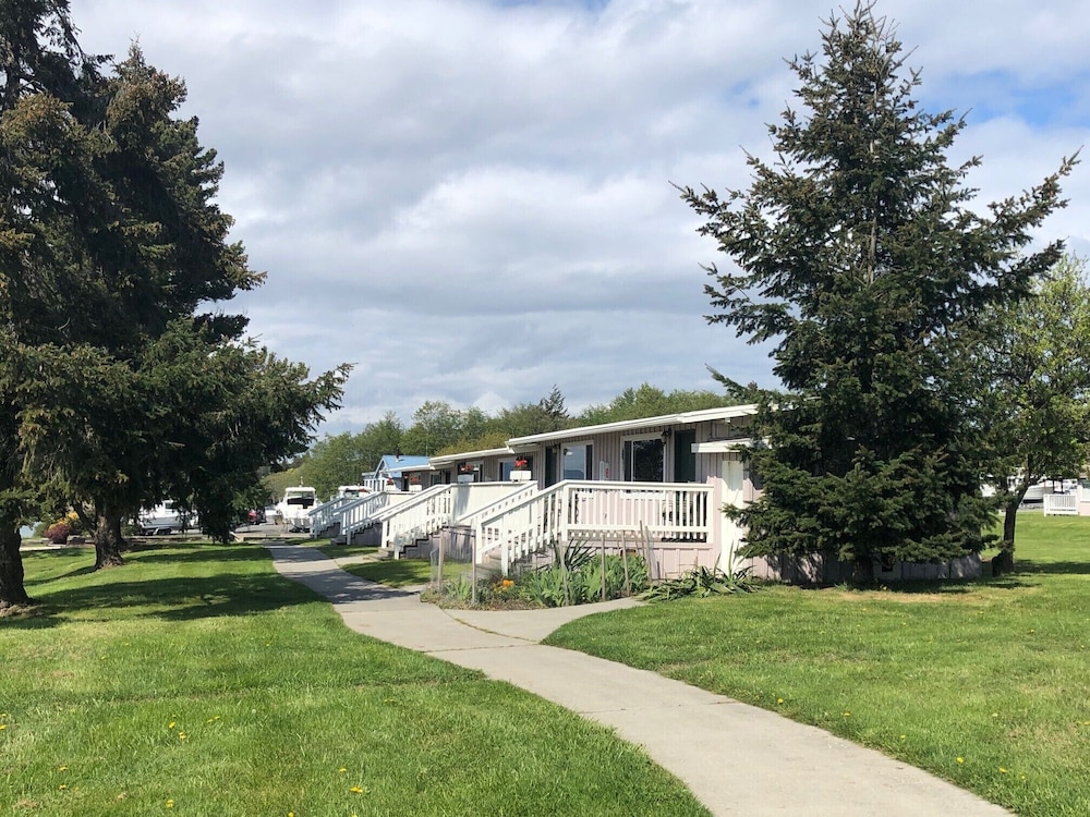 Lopez Islander Resort in Lopez Island | Best Rates & Deals on Orbitz