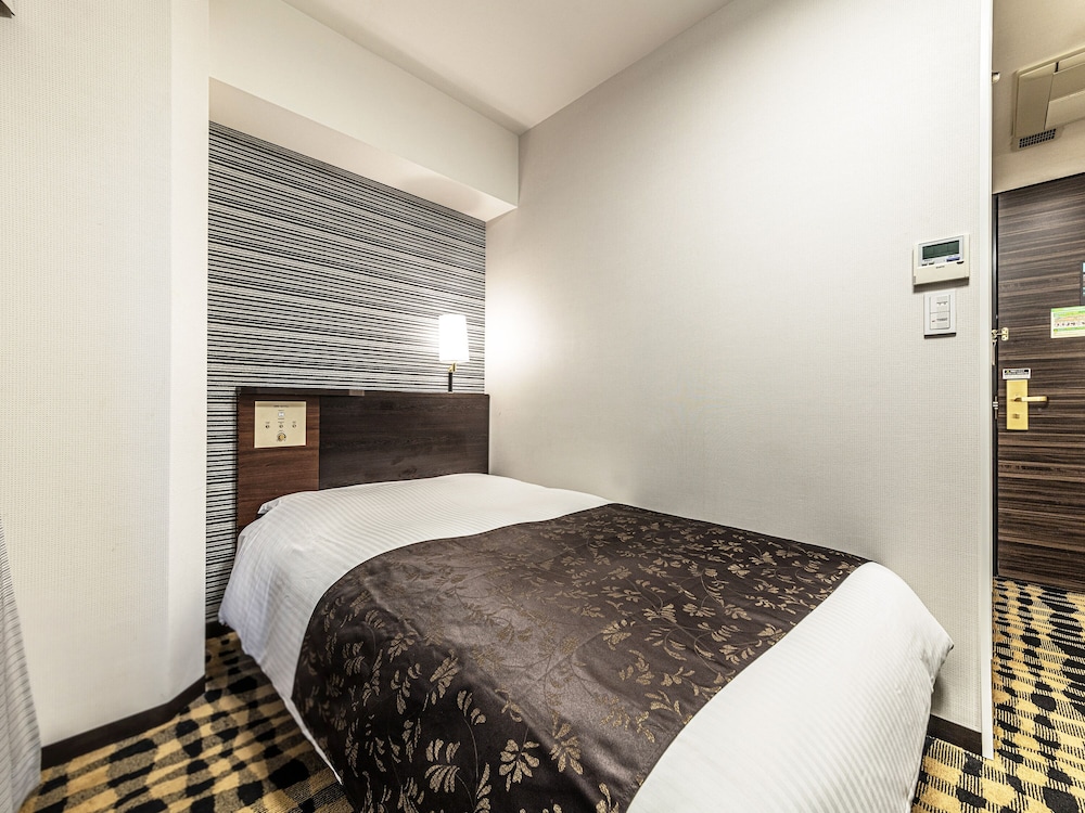 APA HOTEL Roppongi Six in Tokyo | Best Rates & Deals on Orbitz