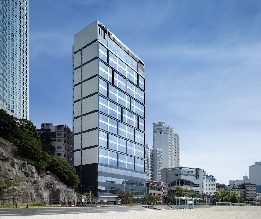 Fairfield by Marriott Busan Songdo Beach, Busan: $97 Room Prices ...