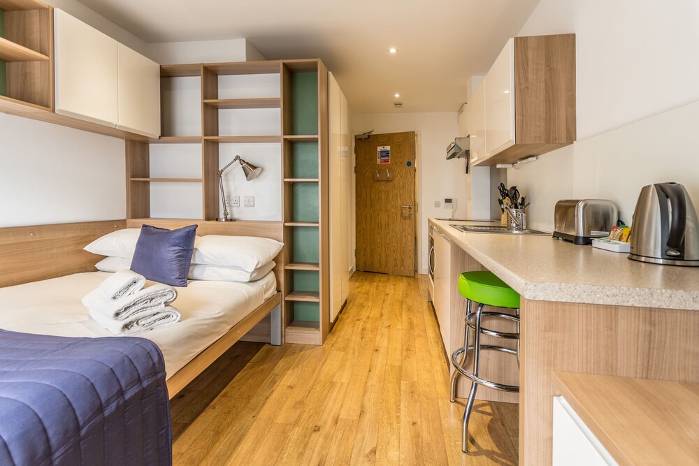 Park Lane by Urban Space: Deals & Reviews (Cardiff, GBR) | Wotif