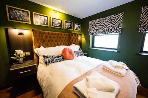 The Mellor Suite At Maison Parfaite Ls1 - Leeds
