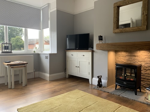 Stylish And Cosy Cottage In The Heart Of Yorkshire - Aéroport de Leeds-Bradford (LBA)