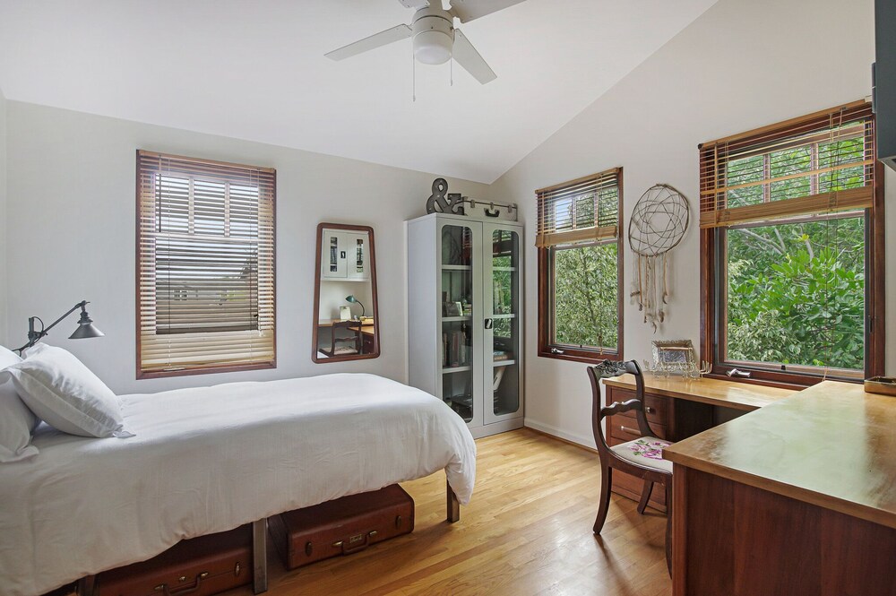 Character in Venice Beach!! - Venice | Vrbo