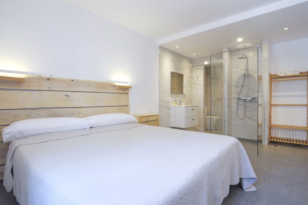 In the middle of Pollensa Bay (Apto Garrover A) - Puerto de Pollensa | Vrbo