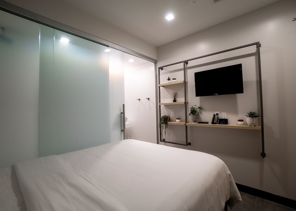 SOVA Micro-Room & Social Hotel in Dallas | Best Rates & Deals on Orbitz