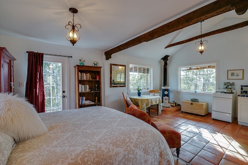 Chemical-free Stunning Spiritual Retreat - Taos, NM