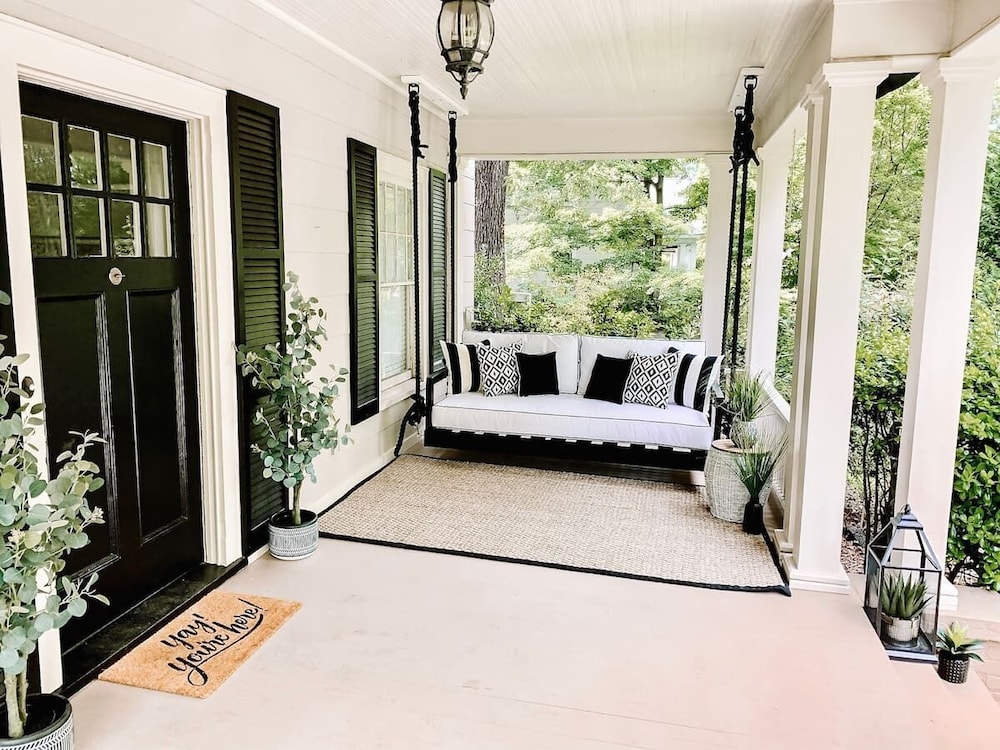 *Relaxing & Elegant*