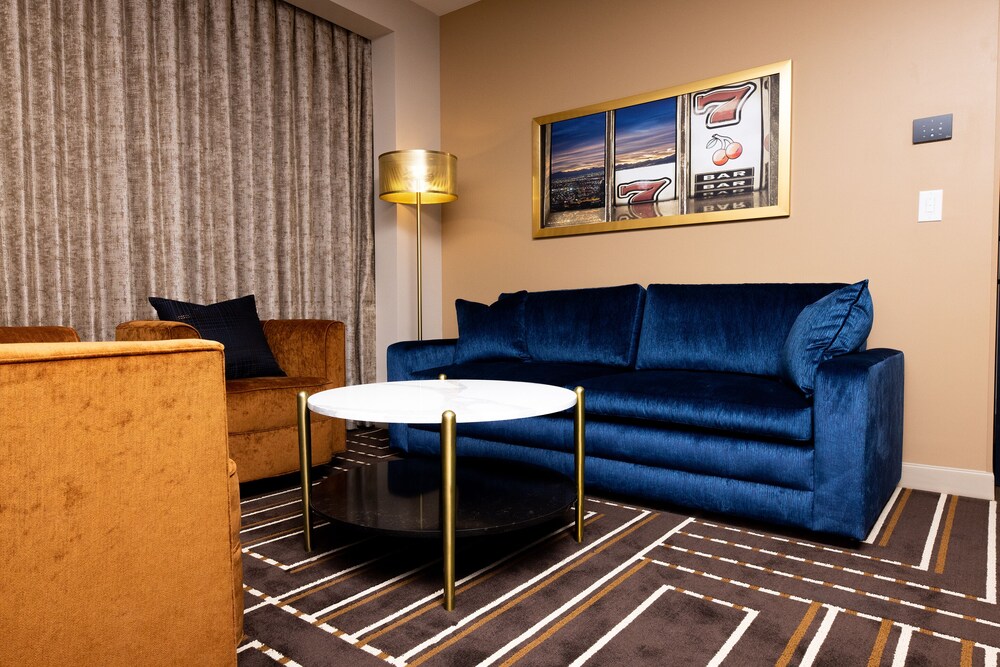 Room Deals for Circa Resort & Casino – Adults Only, Las Vegas starting ...